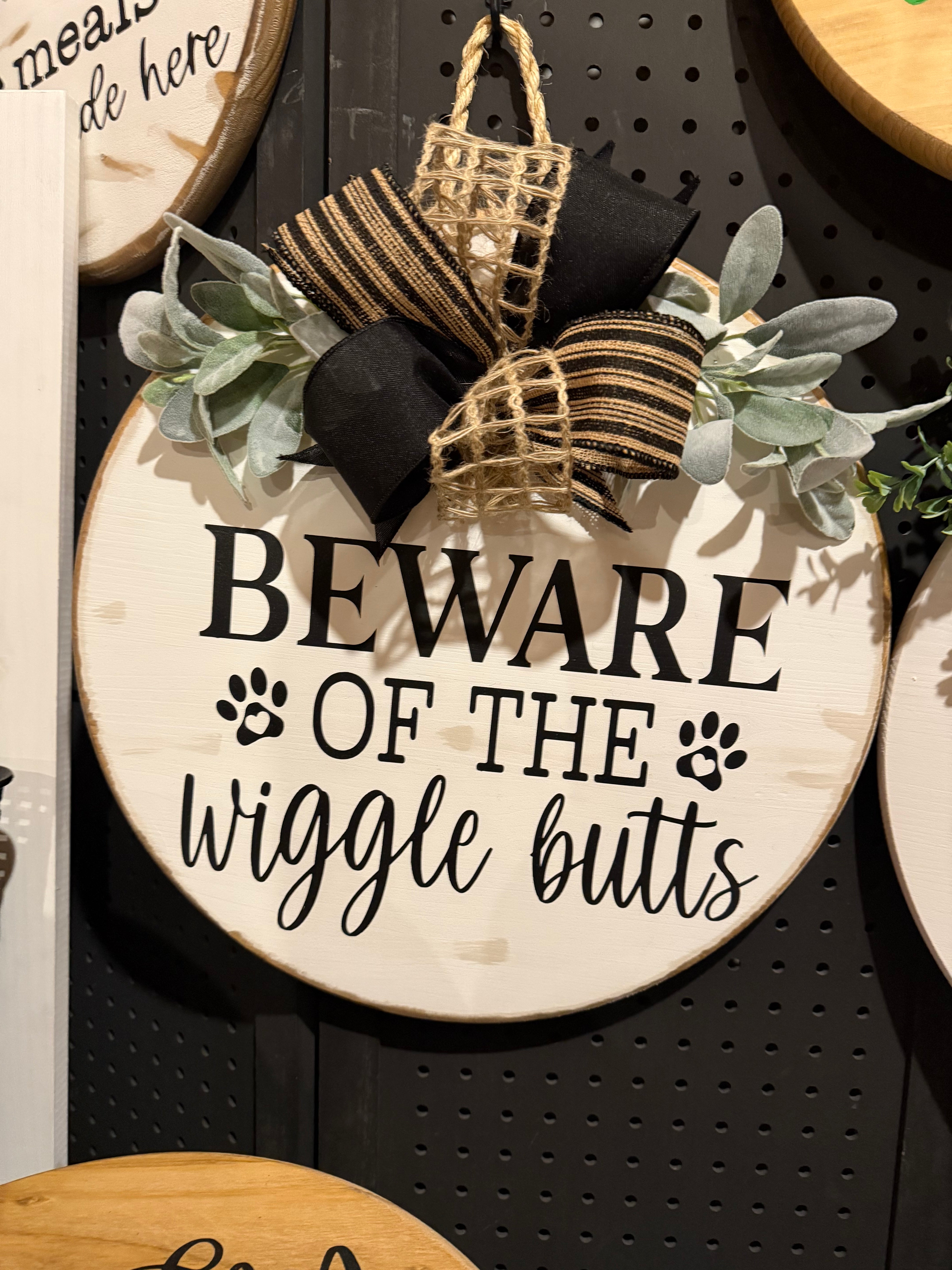18” Door Hanger - Beware of the wiggle butts – MF Designs